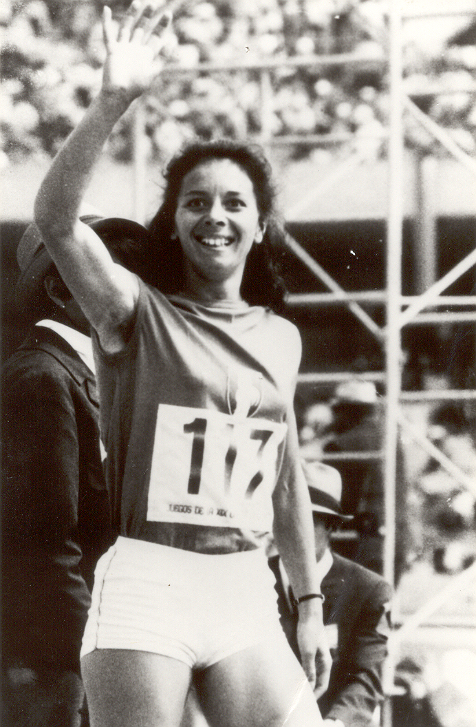 Colette Besson 1968 Mexico médaille d’or 400 m 1972 Munich 400 m 4X400 ...